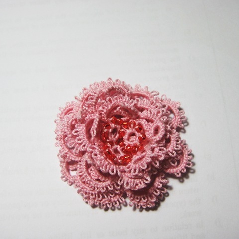 Jullie’s Handmade ™: Rose Tatting